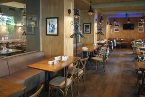 Very well (Zankovetskoi Street No:2), kafe  Kiev'den