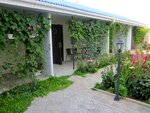 Lilia (Равелинный переулок No:5), otel  Sevastopol'dan