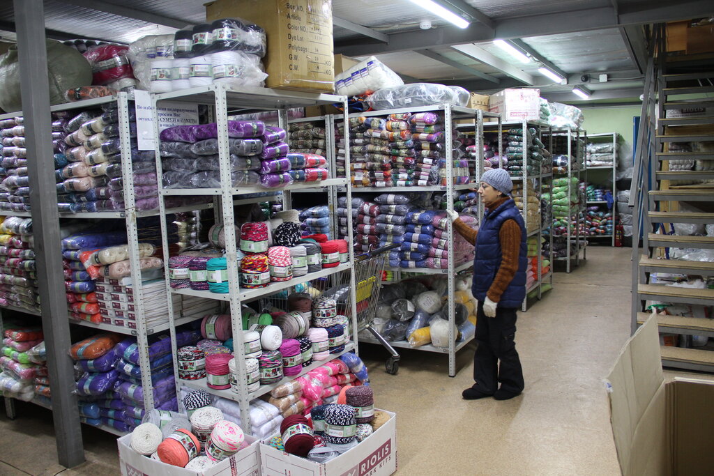 Hobi, elişi için ürünler Kompaniya Yarn Treyd, Ufa, foto