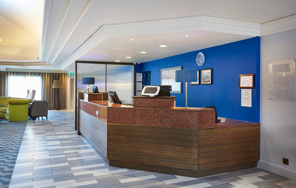 Otel DoubleTree by Hilton Bristol North, İngiltere, foto