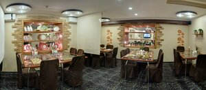 Na Lomonosova (Mykhaila Lomonosova Street No:28/41, Kyiv), kafe  Kiev'den