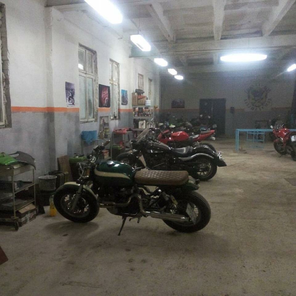 Motosiklet tamiri West Ukraine Motors, Lviv, foto