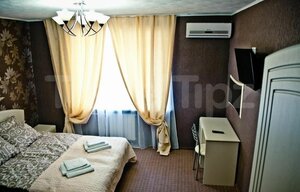 Laym Otel (Pechenizka Street No:16), otel  Kiev'den