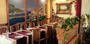 Bakinsky bulvar (Petrozavodskaya Street No:1, Orbita District), restoran  Syktivkar'dan