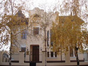 Khudozhestvenny muzey imeni Kuindzhi (Heorhiivska vulytsia No:58), müzeler ve sanat galerileri  Mariupol'dan