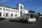 Автобусный парк (Khutynskaya Street No:10, Donetskiy District), araç muayene istasyonları  Velikiy Novgorod'dan