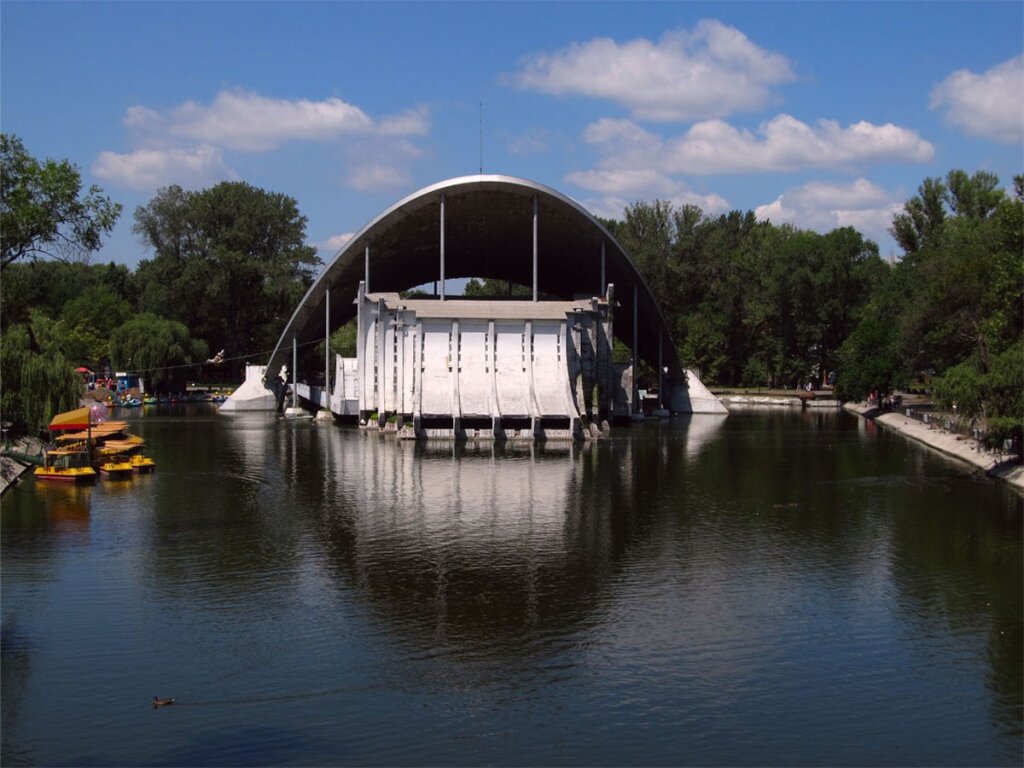 Kültür ve eğlence parkları Tsentralny gorodskoy Detsky park Lazarya Globy, Dnepropetrovsk, foto