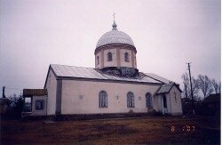 Ortodoks kiliseleri Svyato-Troitsky Khram, Harkivska oblastı, foto