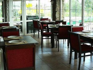Chalet (Leninskiy Avenue No:15Г), kafe  Yoshkar‑Ola'dan