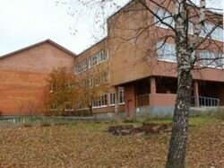 Ortaokul Palkinskaya srednyaya obshcheobrazovatelnaya shkola, Pskovskaya oblastı, foto