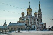 Sobor Petra i Pavla V Novotroitske (Sovetskaya ulitsa No:127), ortodoks kiliseleri  Novotroitsk'ten