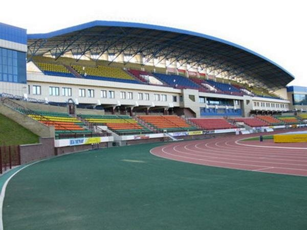 Çok amaçlı spor tesisleri Футбольный манеж Неман, Grodno, foto
