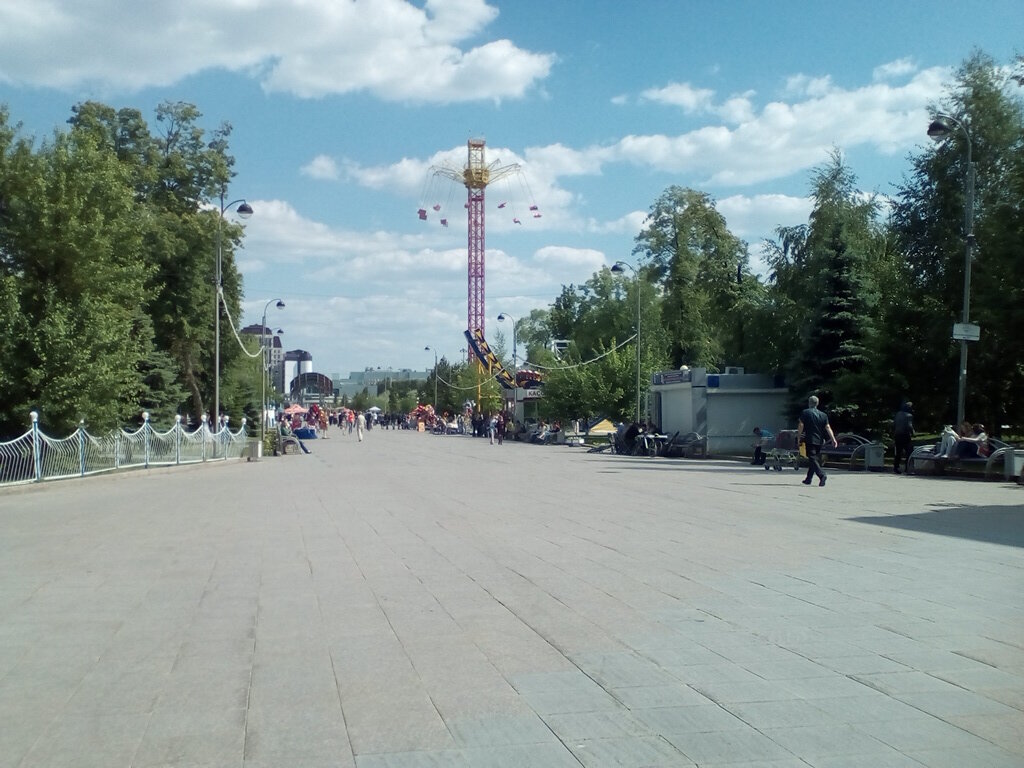 Lunapark Park kultury i otdykha, Tiumen, foto
