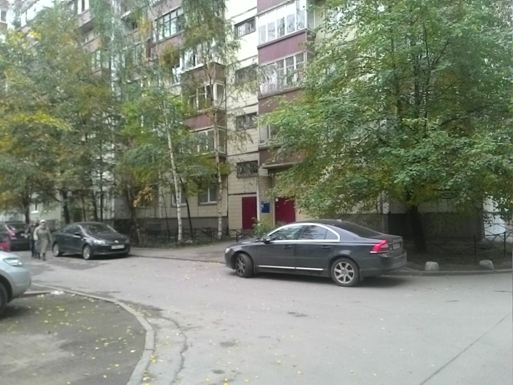 Bina, site yönetimi TSZh Nash dom, Kudrovo, foto