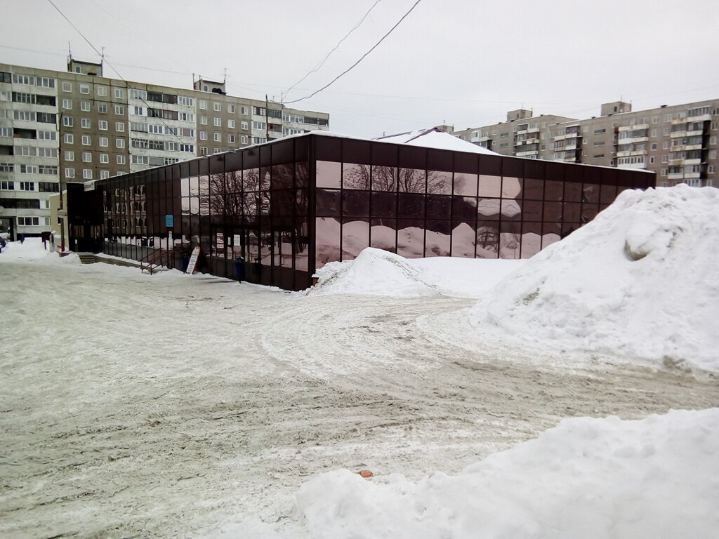 Alışveriş merkezleri TK Zhasmin, Murmansk, foto