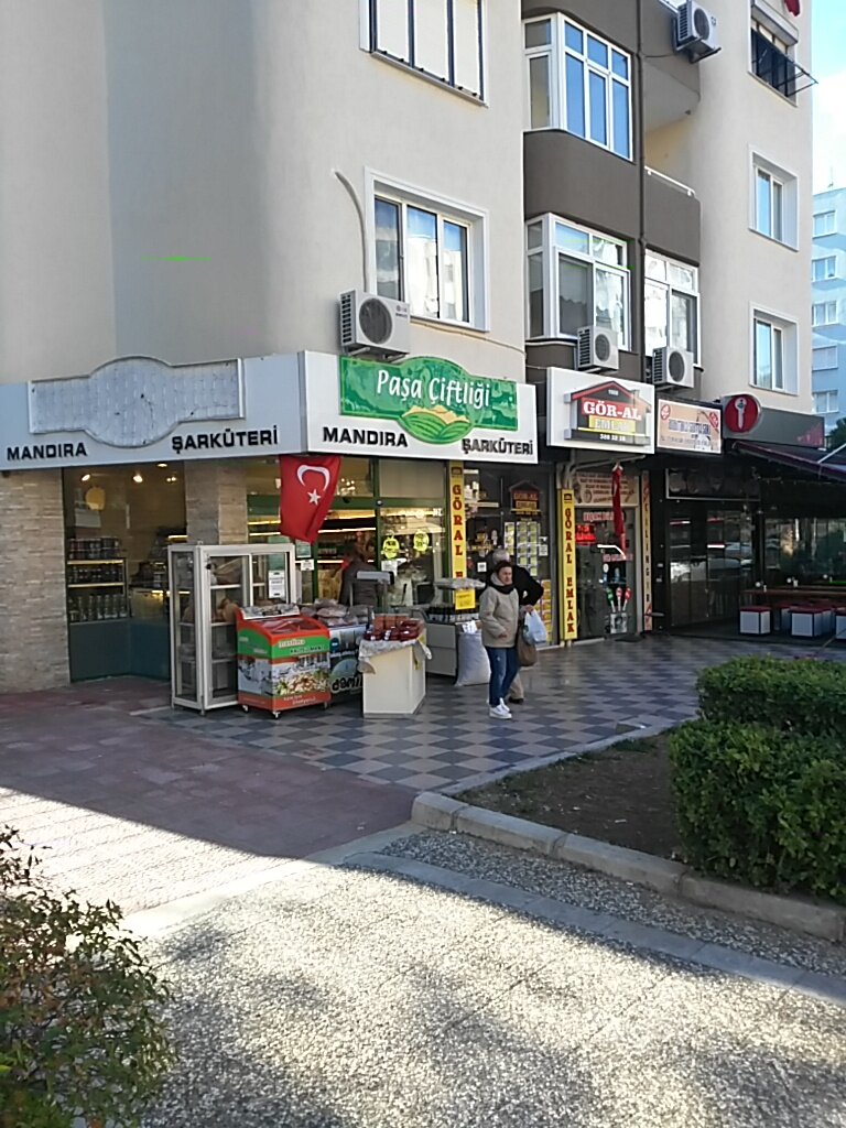 Kasap, şarküteri Paşa Çiftliği Bornova Şube, İzmir, foto