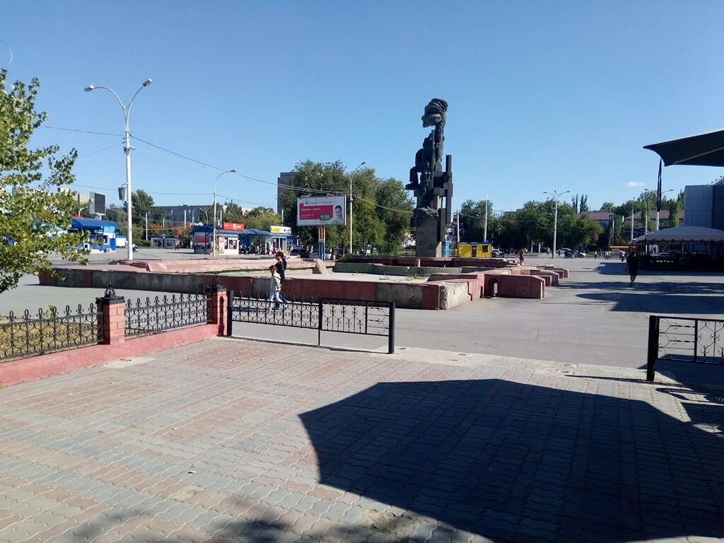 Özel ağız ve diş sağlığı klinikleri ve muayenehaneleri Stomatologiya Ulybka, Volgodonsk, foto