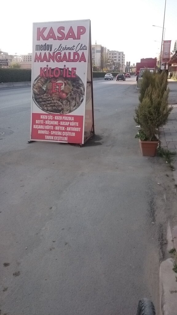 Kasap, şarküteri Medoy Cağ Kebap, İzmir, foto