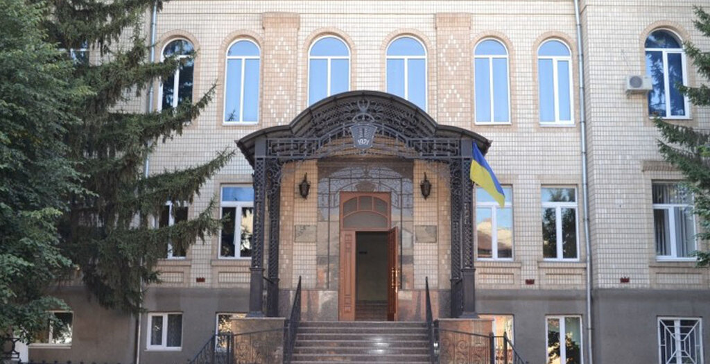 Yüksekokul Kirovogradsky kolledzh ekonomiki i prava im. N.P. Saya, Kirovograd, foto