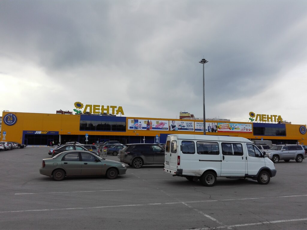 Cep telefonu ve aksesuarları satış mağazaları MTS, Perm, foto