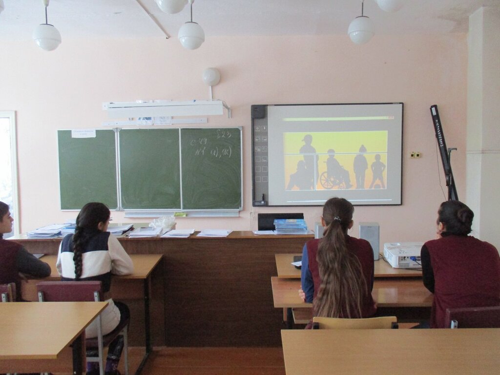 Ortaokul Mkou Maloalabukhskaya SOSh, Voronejskaya oblastı, foto