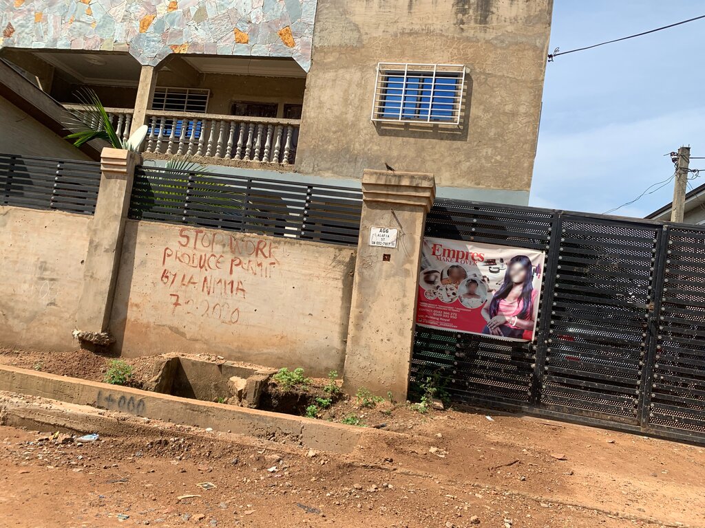 Güzellik salonu Empress Makeover, Dünya, foto