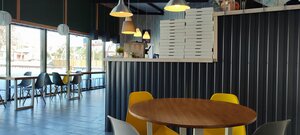 Brosko (Samara Region, City of Oktyabrsk, Tsentralnaya gorodskaya ploshchad), kafe  Oktiabrsk'tan