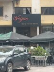 Vogue (Brazzaville, Commune de Poto-Poto, Avenue Alphonse Fondère, 1), giyim mağazası  Kongo'dan