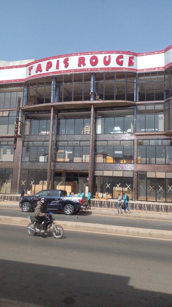 Alışveriş merkezleri Tapis Rouge Zak Mbao, Dakar, foto