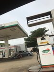 First Petroleum Station (Abidjan, La commune Yopougon, Quartier de la Niangon Nord, Rue T102), benzin istasyonu  Abican'dan