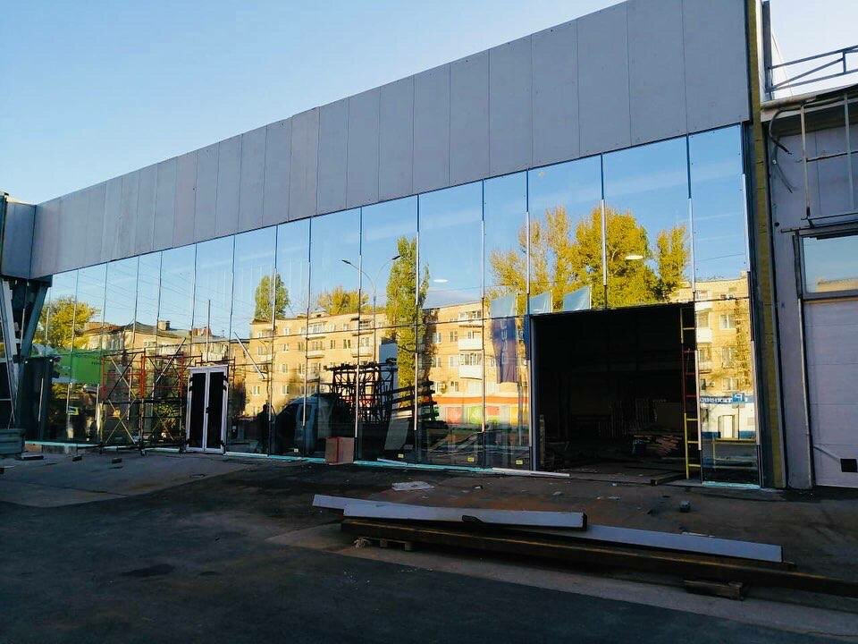 Pencere üretim, satış ve montaj firmaları Megapolis, Moskova ve Moskovskaya oblastı, foto