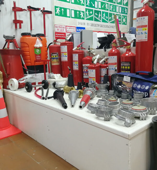 Yangın ekipmanları Pozh-Tekhnika, Briansk, foto