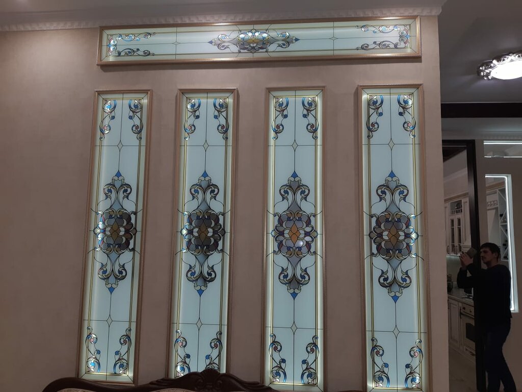 Cam ve cam ürün üreticisi СтеклоГрад, Temriuk, foto