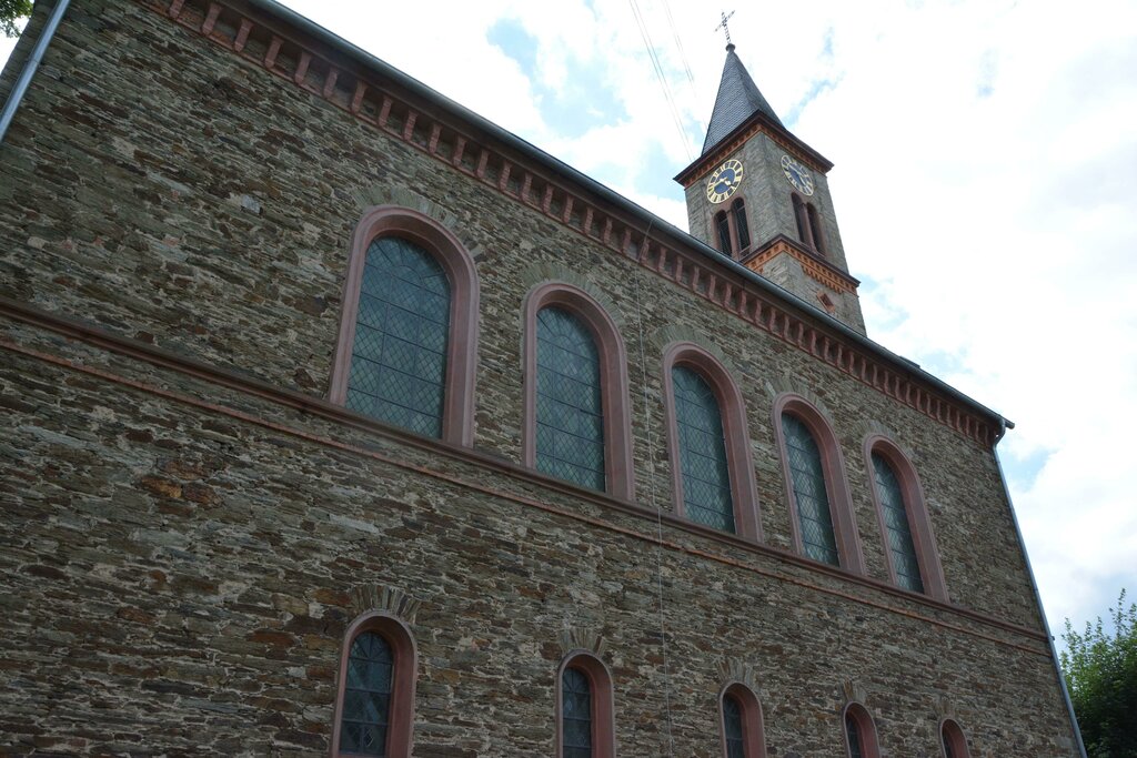 Dini dernekler Evangelische Kirche Steinfischbach - Evangelische Kirchengem. Steinfischbach-Reichenbach, Hesse, foto