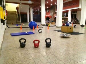 Gimnasio Nenina (Provincia de Salta, Departamento La Caldera), spor ve eğlence merkezi