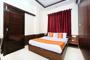 Hotel Golden Heritage (State of Punjab, City of Amritsar), otel  Amritsar'dan