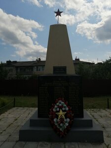 Воинам Великой Отечественной войны 1941-1945 гг. (Vladimir Region, Kirzhachskiy rayon, munitsipalnoye obrazovaniye Pershinskoye, derevnya Fyodorovskoye), anıt, heykel  Vladimirskaya oblastından