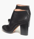Madewell (North Carolina, Wake County, Cary), giyim mağazası  Cary'den