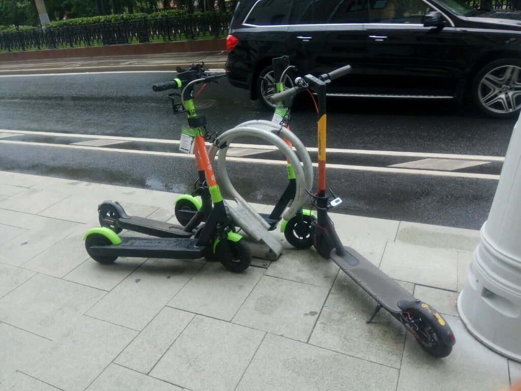 Bisiklet park yerleri Велопарковка, Moskova, foto