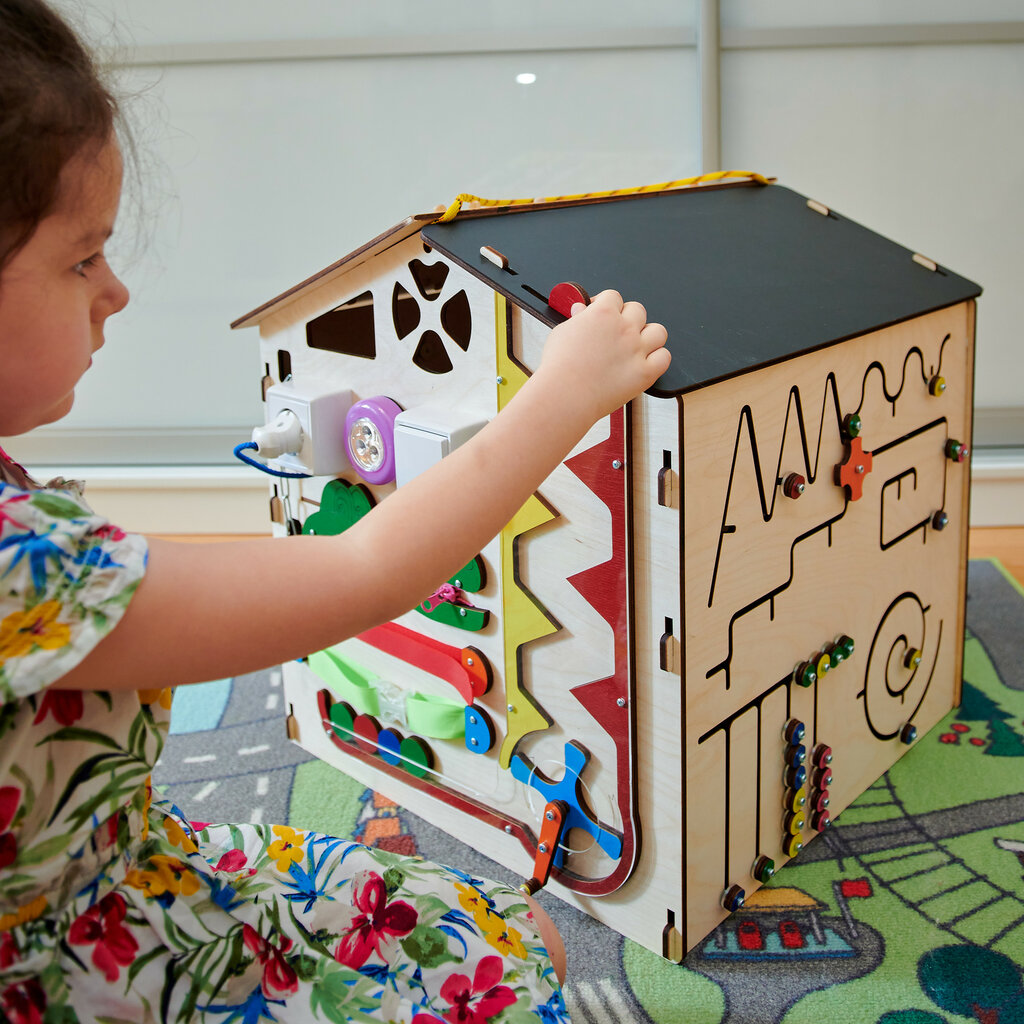 Çocuk oyunları ve oyuncakları Alice Toys, Moskova, foto