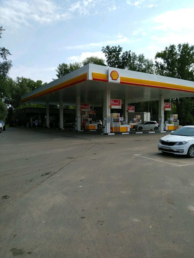 Benzin istasyonu Shell, Kazan, foto
