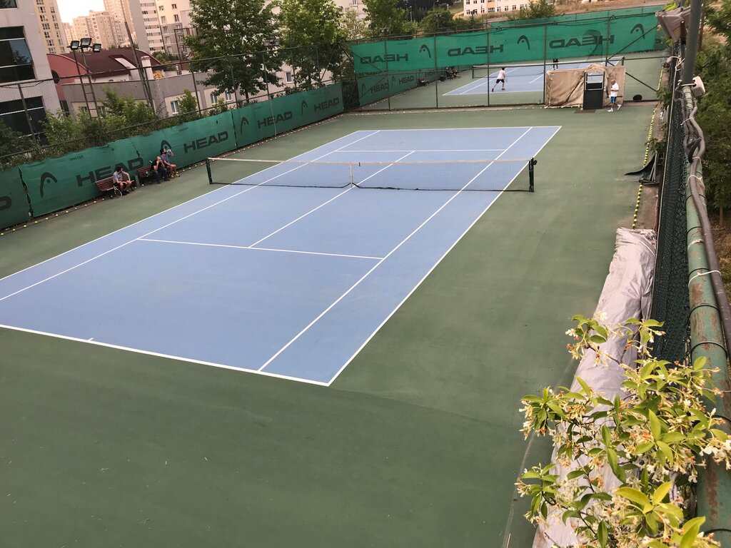 Tenis kulüpleri ve kortları Genç Tenis Akademisi, İstanbul, foto