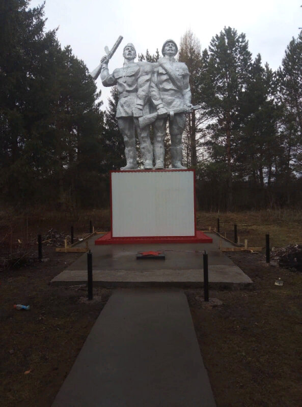 Anıt, heykel Героям Великой Отечественной войны, Orenburgskaya oblastı, foto