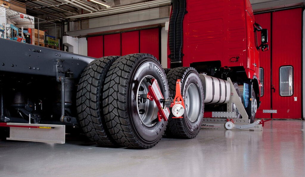 Oto lastik tamiri Truck and passenger tire service, Balaşiha, foto