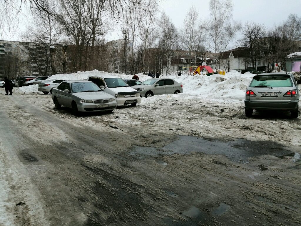 Otoparklar Парковка, Barnaul, foto