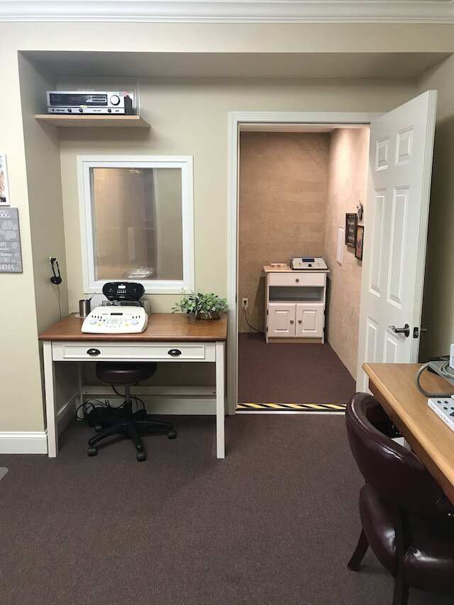 i̇şitme cihazları Dr. Engelberth's Hearing Center, İndiana Eyaleti, foto