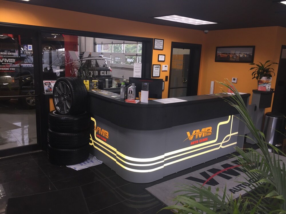 Jant ve lastikçiler Vmb Auto Clinic, Chicago, foto