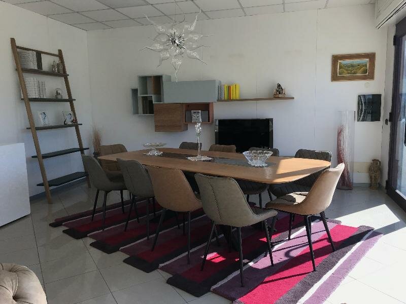 Mobilya mağazaları Mobili Catalano, Calabria, foto