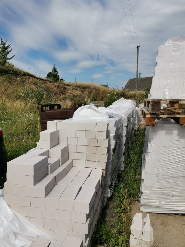 Yapı mağazası Стройматериалы, Minskaya oblastı, foto