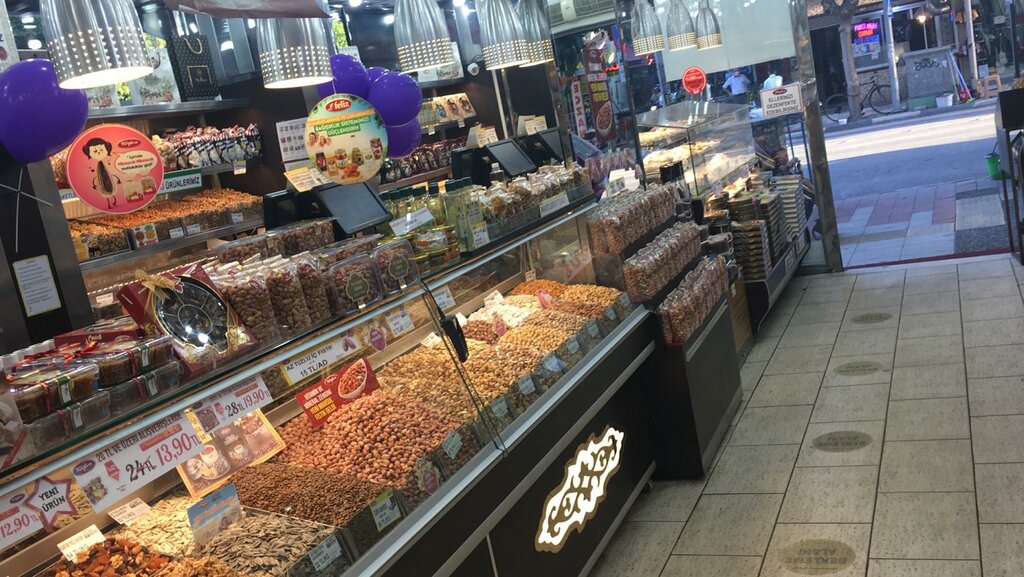 Kuruyemiş, atıştırmalık, kuru meyve Tuğba Kuruyemiş, Manisa, foto